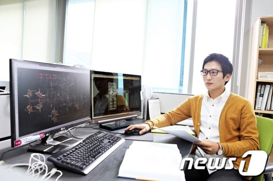 UNIST 학부생, 광대역주파수 안정제공 기술 개발 - 뉴스1