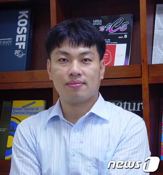 포스텍 연구팀 모바일기기 배터리 수명 두배 늘리는 기술 개발 뉴스1