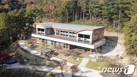 ‘공직자 심리지원 계룡시 향적산 치유의숲서 힐링프로그램 뉴스1