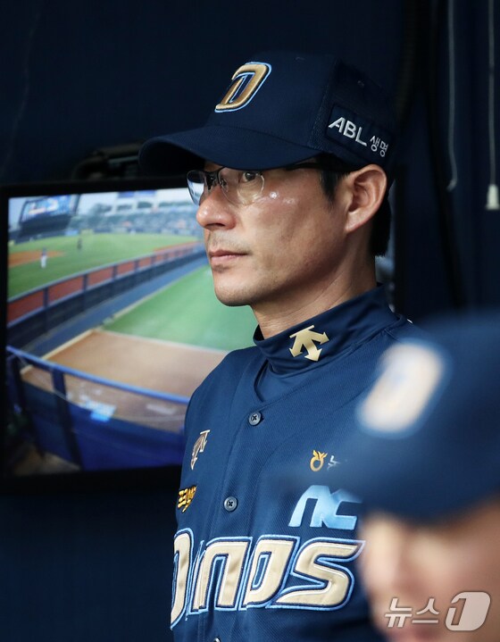 '5할 승률 복귀' 강인권 NC 감독 "데이비슨 활약 빛난 경기" - 뉴스1